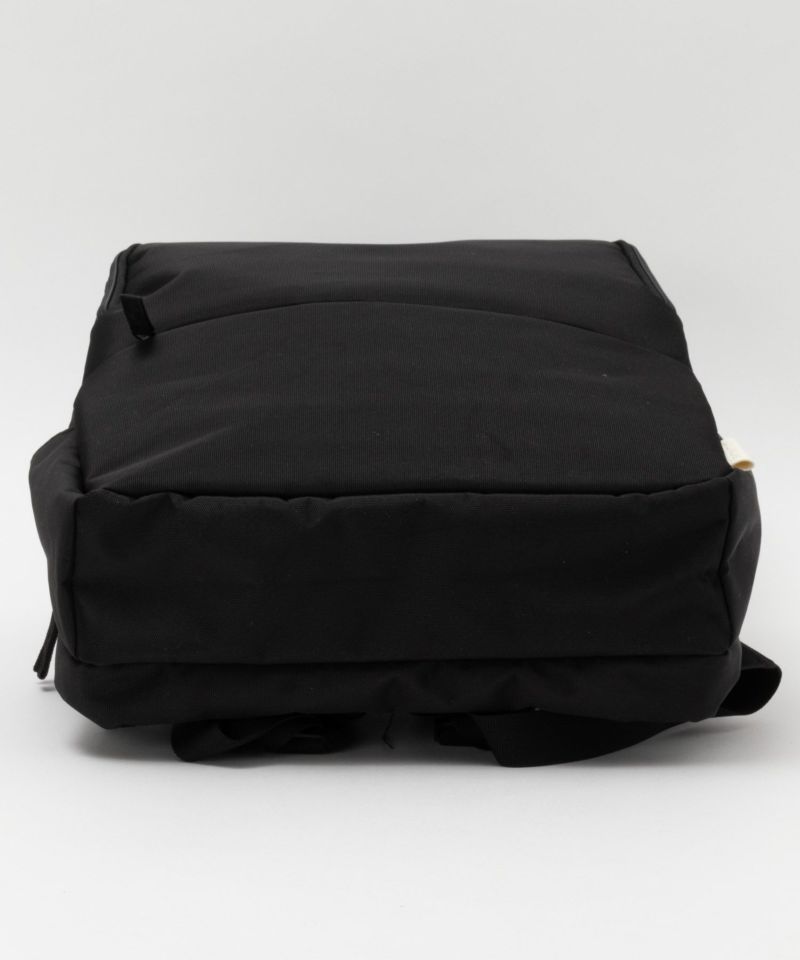 スクエアリュック